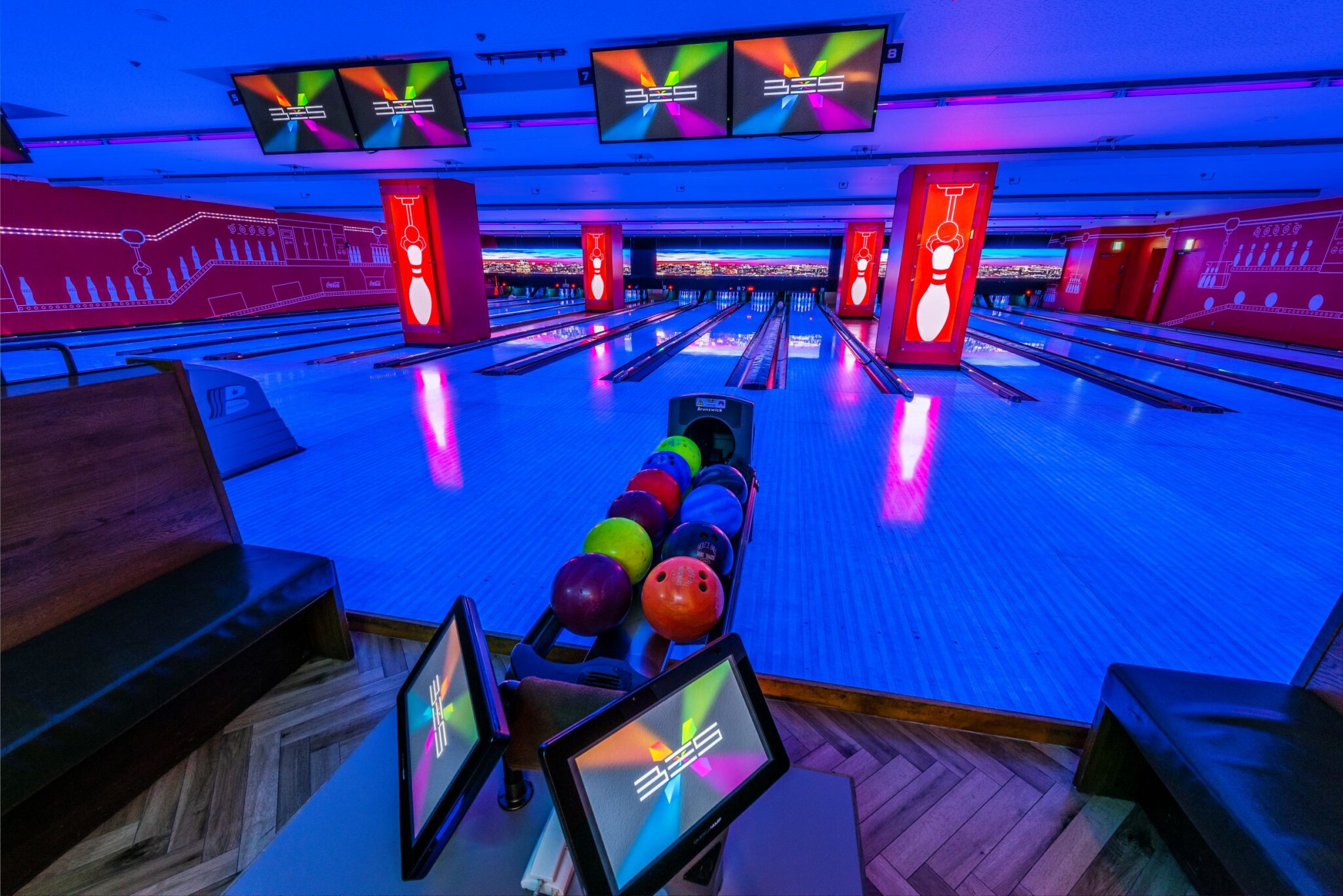 3 Best BOWLING ALLEYS for family in Tokyo – Traveling Tokyo with Kids